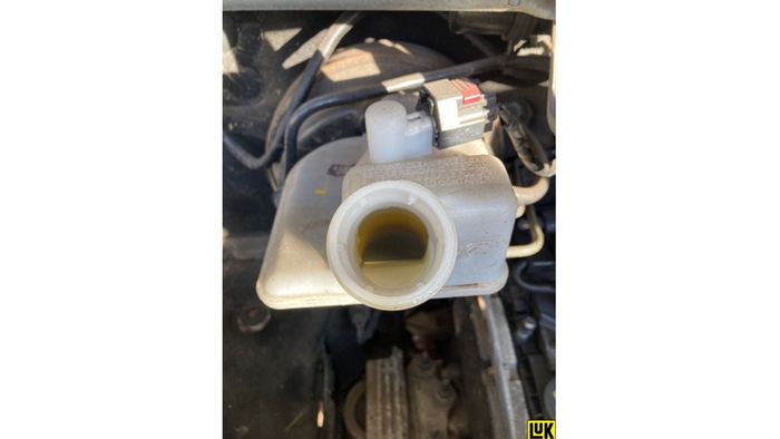 Ford Transit 2.2 TDCi clutch replacement