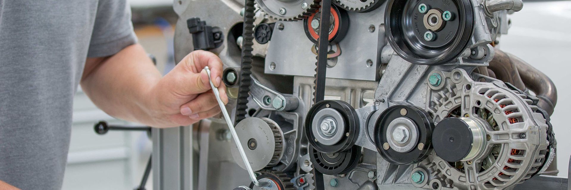 Belt drive components - Timing Belt System and FEAD