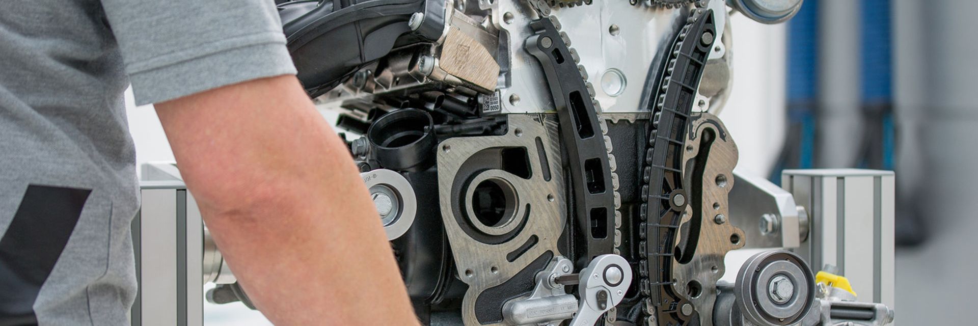 Training Day: Belt drive system – timing and accessory drive, chain ...