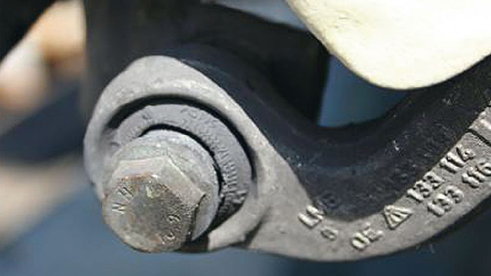 Vous allez remplacer les rotules de direction