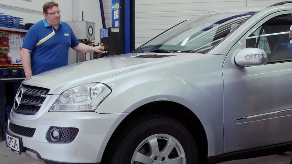 Einbau BILSTEIN B4 Luftfedermodul Mercedes-Benz M-Klasse W164, Vorderachse