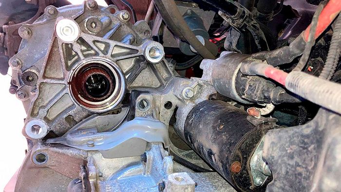 MINI Countryman ALL4 Cooper S clutch and dual mass flywheel replacement